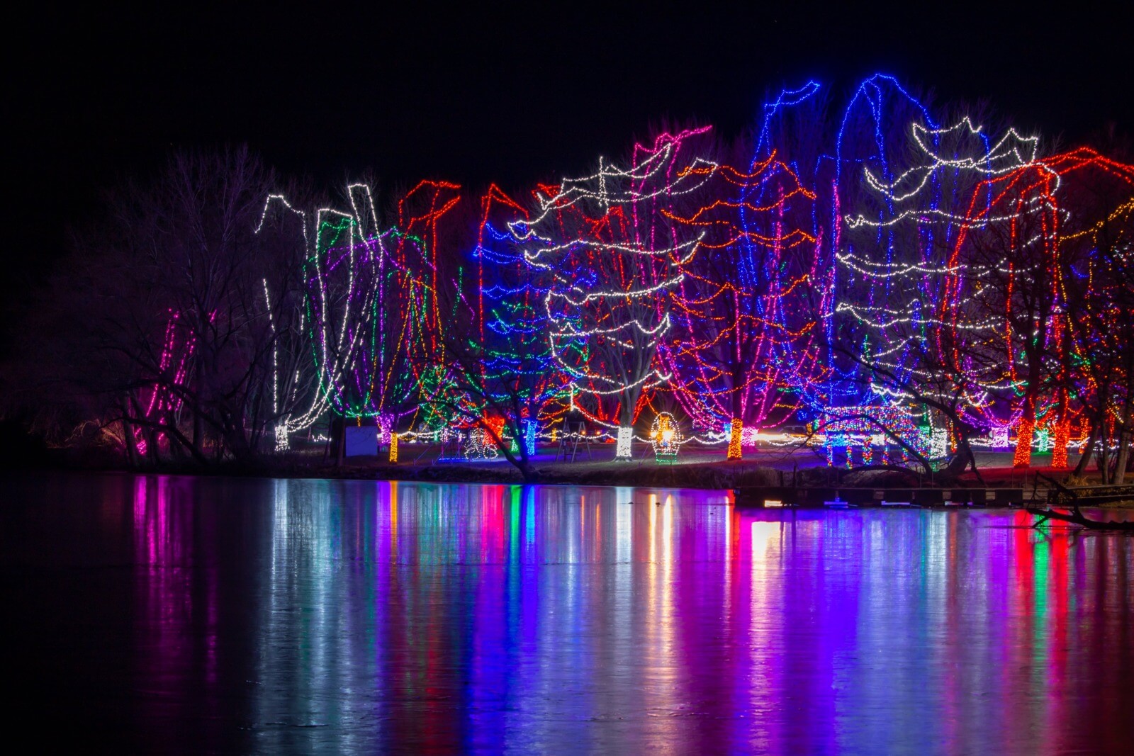 Best Places to Buy Your Holiday Gifts in Minnesota